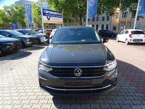 Pelēks Volkswagen Tiguan 2021 Kauņa, ar dzinēja tilpumu 2.00 L un nobraukumu 85 tūkst. km par 31019 €, foto 2 vietnē AUTOMOTO.COM.LV