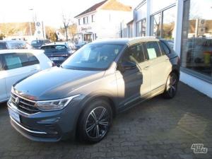 Pelēks Volkswagen Tiguan 2021 Kauņa, ar dzinēja tilpumu 2.00 L un nobraukumu 88 tūkst. km par 26499 €, foto 3 vietnē AUTOMOTO.COM.LV