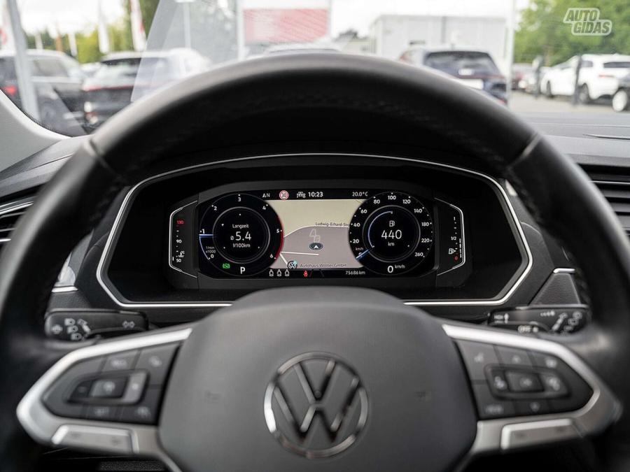 Pelēks Volkswagen Tiguan 2021 Kauņa, ar dzinēja tilpumu 2.00 L un nobraukumu 76 tūkst. km par 30558 €, foto 11 vietnē AUTOMOTO.COM.LV