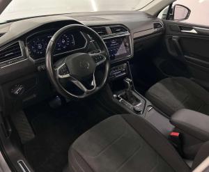 Pelēks Volkswagen Tiguan 2021 Marijampole, ar dzinēja tilpumu 1.97 L un nobraukumu 162 tūkst. km par 22650 €, foto 2 vietnē AUTOMOTO.COM.LV