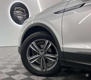 Pelēks Volkswagen Tiguan 2021 Marijampole, ar dzinēja tilpumu 1.97 L un nobraukumu 162 tūkst. km par 22650 €, foto 22 vietnē AUTOMOTO.COM.LV