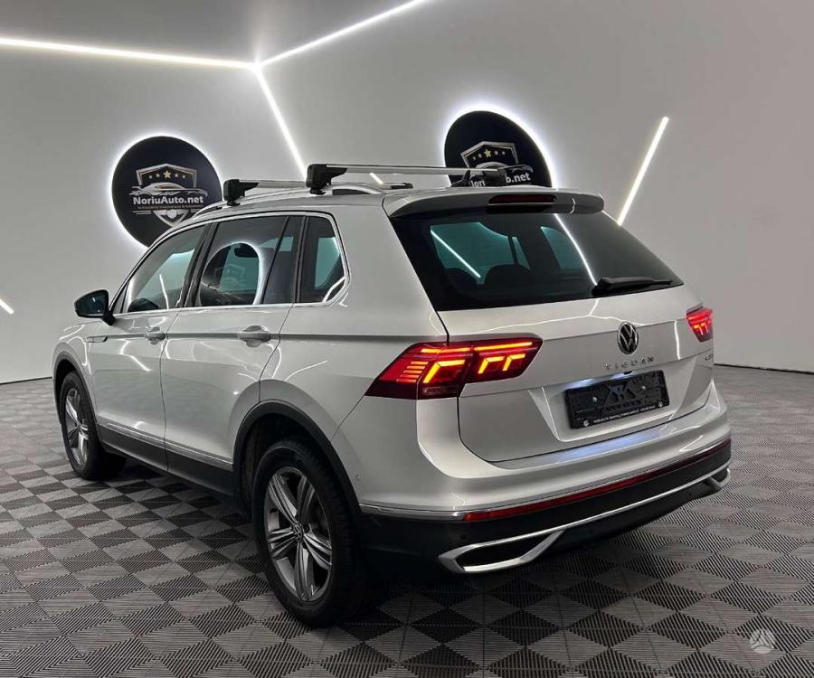 Pelēks Volkswagen Tiguan 2021 Marijampole, ar dzinēja tilpumu 1.97 L un nobraukumu 162 tūkst. km par 22650 €, foto 23 vietnē AUTOMOTO.COM.LV