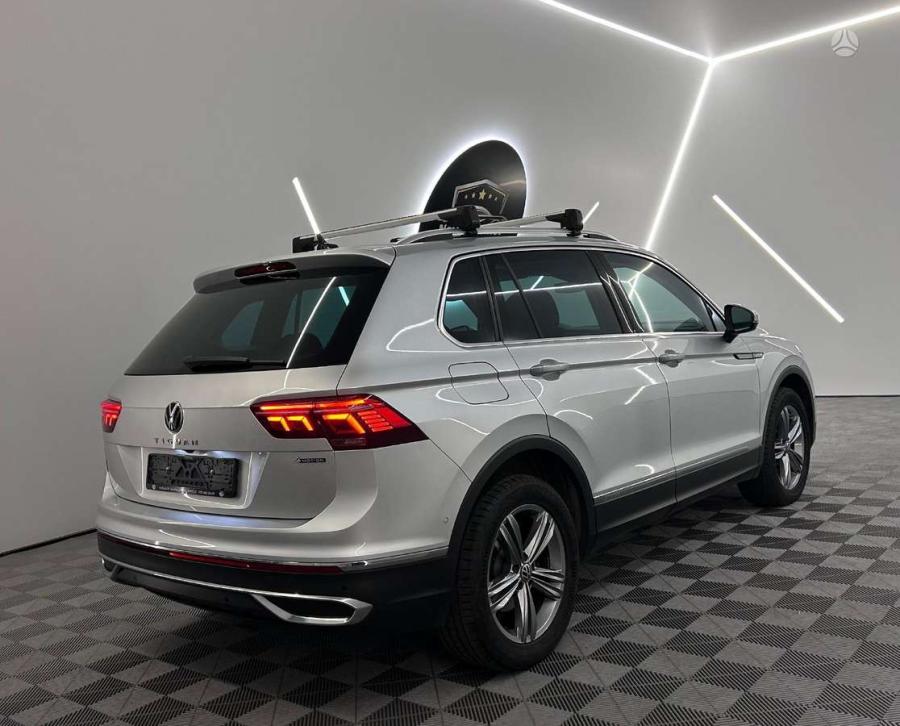Pelēks Volkswagen Tiguan 2021 Marijampole, ar dzinēja tilpumu 1.97 L un nobraukumu 162 tūkst. km par 22650 €, foto 34 vietnē AUTOMOTO.COM.LV