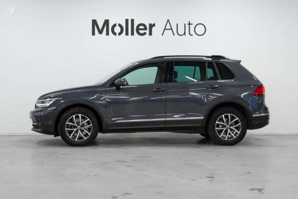 Pelēks Volkswagen Tiguan 2021 Viļņa, ar dzinēja tilpumu 1.40 L un nobraukumu 126 tūkst. km par 22950 €, foto 2 vietnē AUTOMOTO.COM.LV