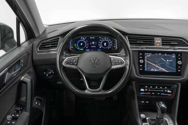 Pelēks Volkswagen Tiguan 2021 Viļņa, ar dzinēja tilpumu 1.40 L un nobraukumu 126 tūkst. km par 22950 €, foto 10 vietnē AUTOMOTO.COM.LV
