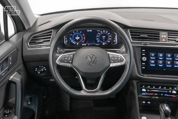Pelēks Volkswagen Tiguan 2021 Viļņa, ar dzinēja tilpumu 1.50 L un nobraukumu 32 tūkst. km par 25950 €, foto 10 vietnē AUTOMOTO.COM.LV