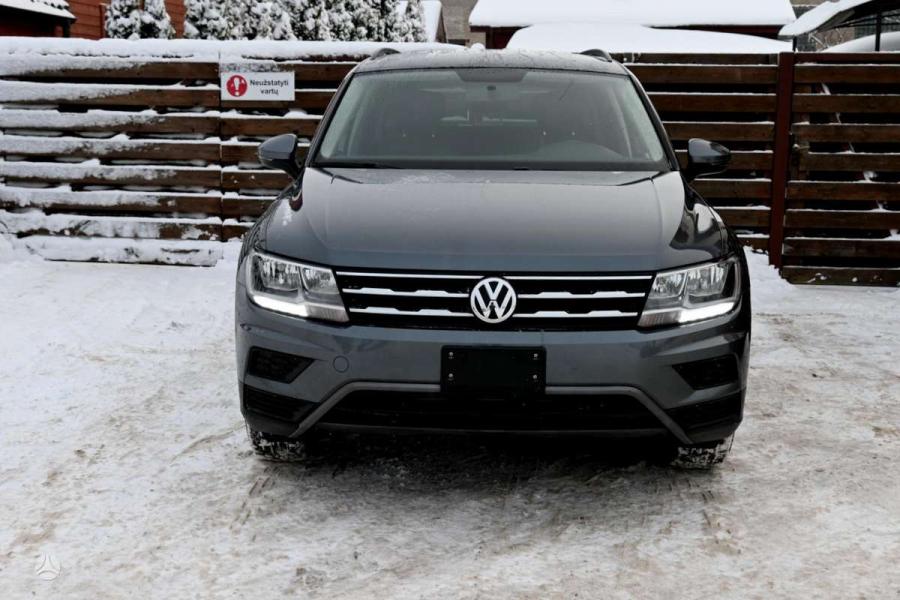 Pelēks Volkswagen Tiguan 2021 Kretinga, ar dzinēja tilpumu 1.98 L un nobraukumu 139 tūkst. km par 19499 €, foto 2 vietnē AUTOMOTO.COM.LV