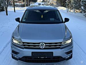 Pelēks Volkswagen Tiguan 2021 Šauļi, ar dzinēja tilpumu 1.97 L un nobraukumu 251 tūkst. km par 17550 €, foto 3 vietnē AUTOMOTO.COM.LV