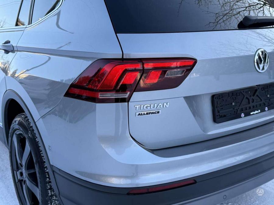 Pelēks Volkswagen Tiguan 2021 Šauļi, ar dzinēja tilpumu 1.97 L un nobraukumu 251 tūkst. km par 17550 €, foto 7 vietnē AUTOMOTO.COM.LV