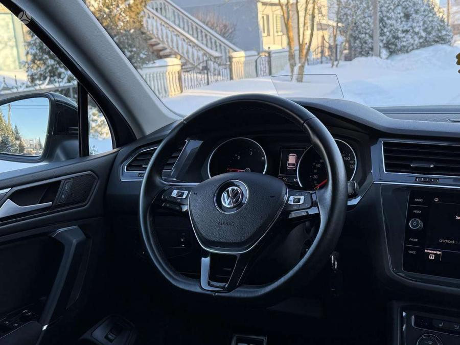 Pelēks Volkswagen Tiguan 2021 Šauļi, ar dzinēja tilpumu 1.97 L un nobraukumu 251 tūkst. km par 17550 €, foto 12 vietnē AUTOMOTO.COM.LV