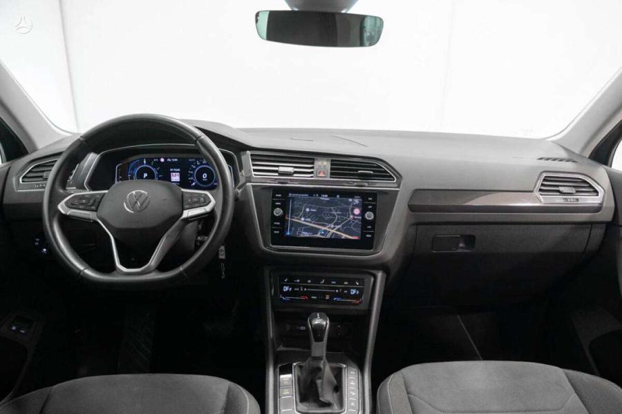 Grey Volkswagen Tiguan 2021 in Vilnius, with an engine capacity of 1.40 L and mileage of 113 thousand km for 22500 €, photo 9 on AUTOMOTO.COM.LV