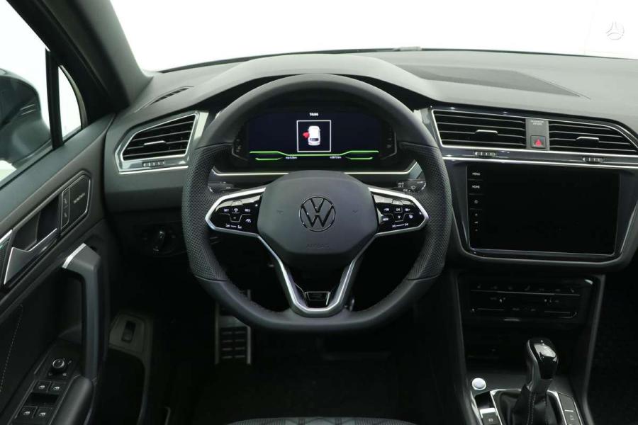 Pelēks Volkswagen Tiguan 2021 Viļņa, ar dzinēja tilpumu 1.50 L un nobraukumu 44 tūkst. km par 28290 €, foto 18 vietnē AUTOMOTO.COM.LV