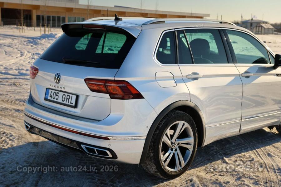 Pelēks Volkswagen Tiguan 2021 Tartu, ar dzinēja tilpumu 1.50 L un nobraukumu 60 tūkst. km par 27900 €, foto 3 vietnē AUTOMOTO.COM.LV