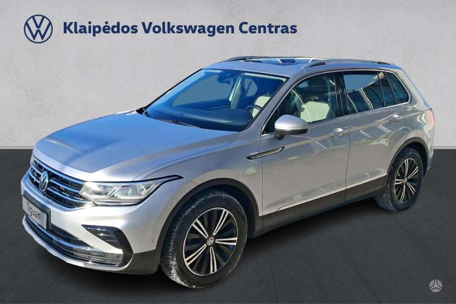 Grey Volkswagen Tiguan 2021 in Klaipeda, with an engine capacity of 1.97 L and mileage of 74 thousand km for 25500 €, photo 3 on AUTOMOTO.COM.LV