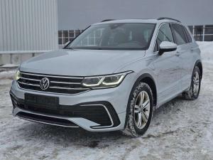 Grey Volkswagen Tiguan 2021 in Rokiskis, with an engine capacity of 1.40 L and mileage of 250 thousand km for 16950 €, photo 4 on AUTOMOTO.COM.LV