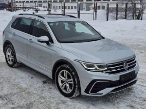 Grey Volkswagen Tiguan 2021 in Rokiskis, with an engine capacity of 1.40 L and mileage of 250 thousand km for 16950 €, photo 8 on AUTOMOTO.COM.LV