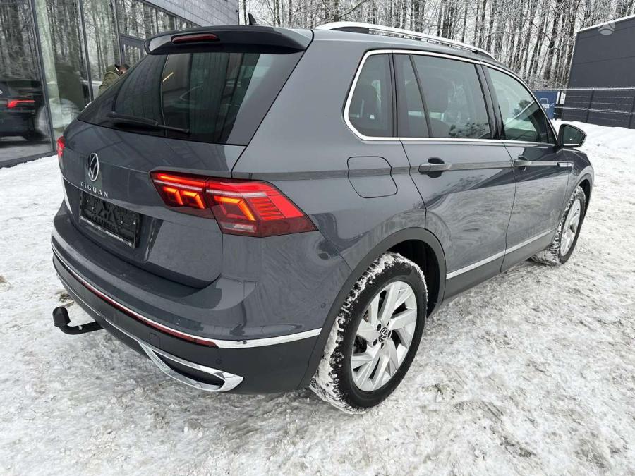 Pelēks Volkswagen Tiguan 2021 Kauņa, ar dzinēja tilpumu 1.50 L un nobraukumu 263 tūkst. km par 17900 €, foto 4 vietnē AUTOMOTO.COM.LV