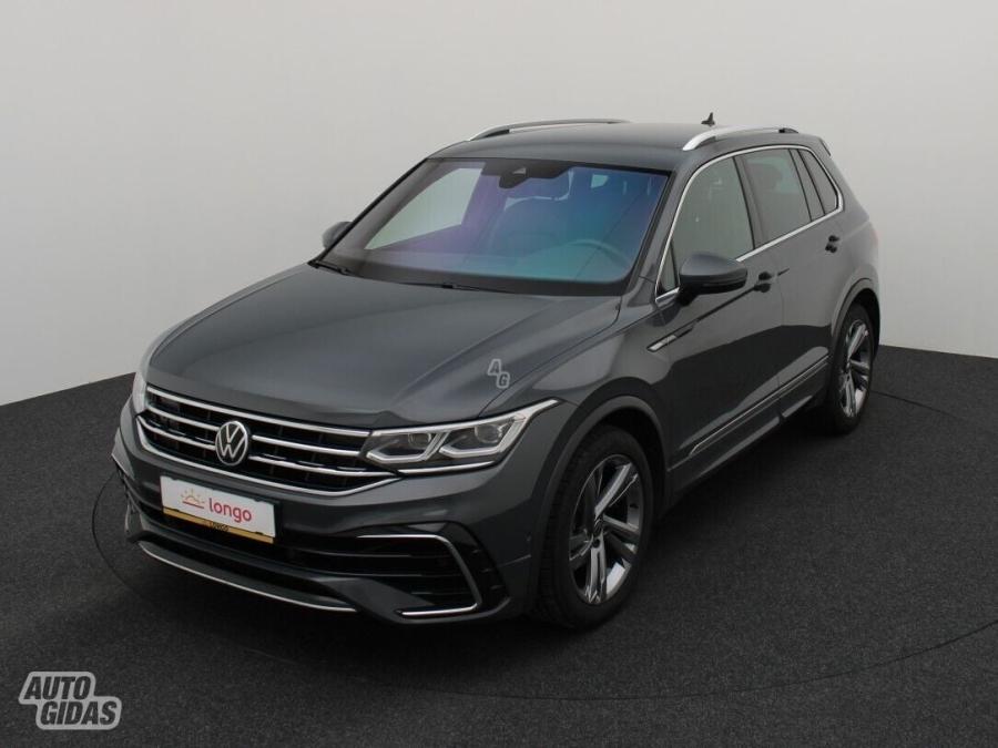 Grey Volkswagen Tiguan 2021 in Vilnius, with an engine capacity of 1.50 L and mileage of 201 thousand km for 22799 €, photo 1 on AUTOMOTO.COM.LV