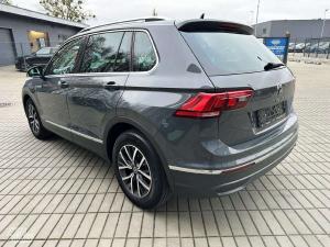 Pelēks Volkswagen Tiguan 2021 Kauņa, ar dzinēja tilpumu 1.50 L un nobraukumu 200 tūkst. km par 18500 €, foto 3 vietnē AUTOMOTO.COM.LV