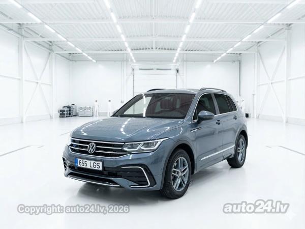 Grey Volkswagen Tiguan 2021 in Tallinn, with an engine capacity of 2.00 L and mileage of 86 thousand km for 27900 €, photo 1 on AUTOMOTO.COM.LV