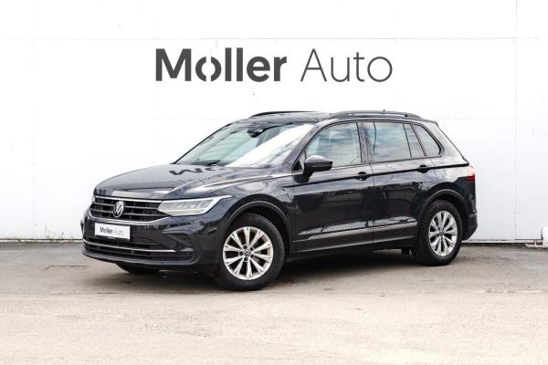 Grey Volkswagen Tiguan 2021 in Riga, with an engine capacity of 1.50 L and mileage of 167 thousand km for 16950 €, photo 1 on AUTOMOTO.COM.LV