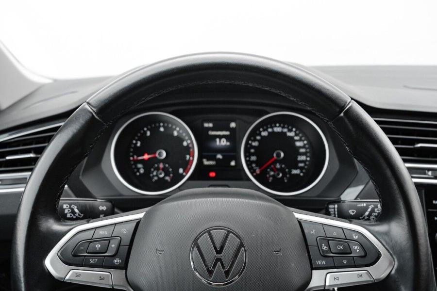 Pelēks Volkswagen Tiguan 2021 Rīga, ar dzinēja tilpumu 1.50 L un nobraukumu 167 tūkst. km par 16950 €, foto 10 vietnē AUTOMOTO.COM.LV