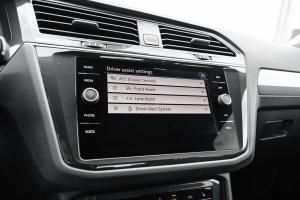 Pelēks Volkswagen Tiguan 2021 Rīga, ar dzinēja tilpumu 1.50 L un nobraukumu 167 tūkst. km par 16950 €, foto 19 vietnē AUTOMOTO.COM.LV
