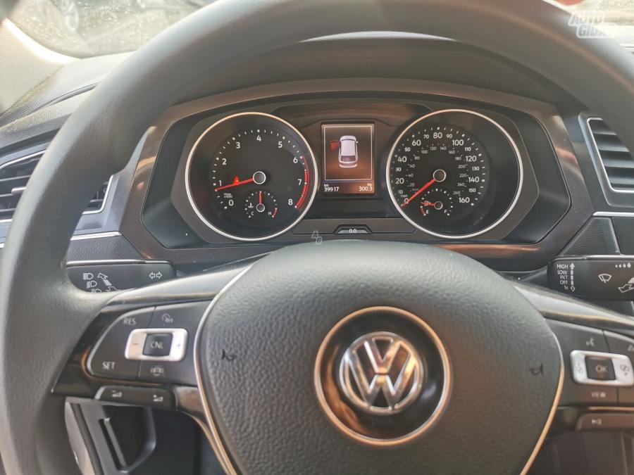 Pelēks Volkswagen Tiguan 2021 Kauņa, ar dzinēja tilpumu 2.00 L un nobraukumu 40 tūkst. km par 16500 €, foto 11 vietnē AUTOMOTO.COM.LV