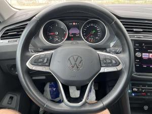 Pelēks Volkswagen Tiguan 2021 Tauragė, ar dzinēja tilpumu 1.97 L un nobraukumu 329 tūkst. km par 16500 €, foto 23 vietnē AUTOMOTO.COM.LV