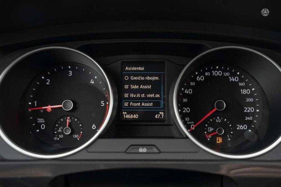 Grey Volkswagen Tiguan 2021 in Vilnius, with an engine capacity of 1.97 L and mileage of 147 thousand km for 19900 €, photo 22 on AUTOMOTO.COM.LV