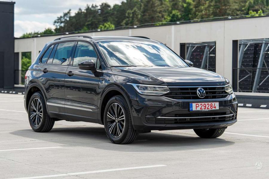 Pelēks Volkswagen Tiguan 2021 Viļņa, ar dzinēja tilpumu 1.97 L un nobraukumu 191 tūkst. km par 20999 €, foto 6 vietnē AUTOMOTO.COM.LV