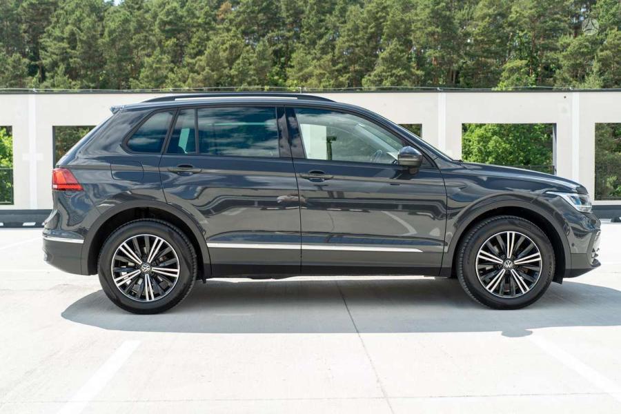 Pelēks Volkswagen Tiguan 2021 Viļņa, ar dzinēja tilpumu 1.97 L un nobraukumu 191 tūkst. km par 20999 €, foto 10 vietnē AUTOMOTO.COM.LV