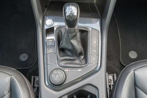 Pelēks Volkswagen Tiguan 2021 Viļņa, ar dzinēja tilpumu 1.97 L un nobraukumu 191 tūkst. km par 20999 €, foto 22 vietnē AUTOMOTO.COM.LV