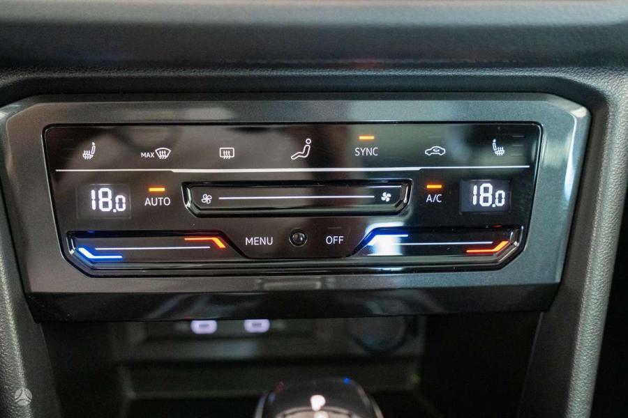 Pelēks Volkswagen Tiguan 2021 Viļņa, ar dzinēja tilpumu 1.97 L un nobraukumu 191 tūkst. km par 20999 €, foto 24 vietnē AUTOMOTO.COM.LV
