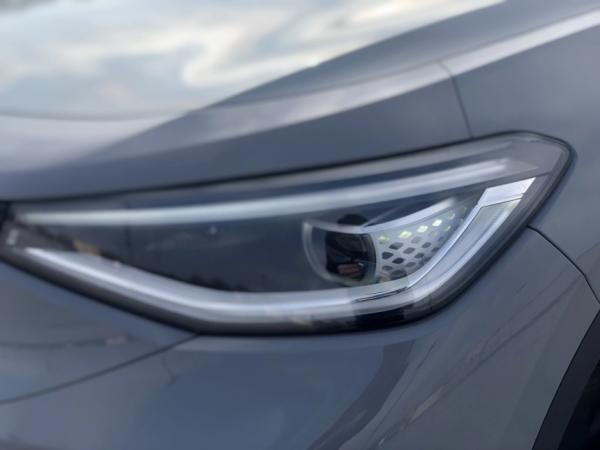 Grey Volkswagen Tiguan 2021 in Riga, with an engine capacity of 0.00 L and mileage of 41 thousand km for 22900 €, photo 2 on AUTOMOTO.COM.LV