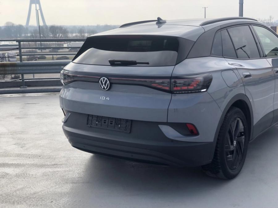 Grey Volkswagen Tiguan 2021 in Riga, with an engine capacity of 0.00 L and mileage of 41 thousand km for 22900 €, photo 6 on AUTOMOTO.COM.LV