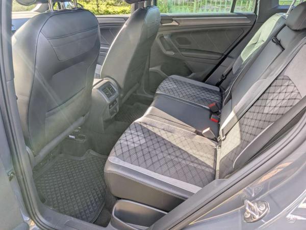 Grey Volkswagen Tiguan 2021 in Vilnius, with an engine capacity of 1.50 L and mileage of 67 thousand km for 27500 €, photo 10 on AUTOMOTO.COM.LV