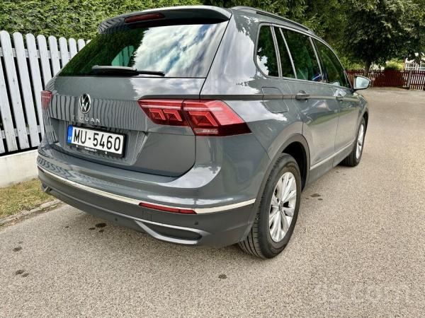 Pelēks Volkswagen Tiguan 2021 Jūrmala, ar dzinēja tilpumu 1.50 L un nobraukumu 96 tūkst. km par 19900 €, foto 8 vietnē AUTOMOTO.COM.LV