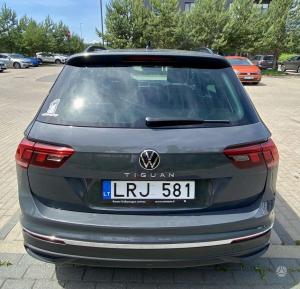 Grey Volkswagen Tiguan 2021 in Vilnius, with an engine capacity of 1.97 L and mileage of 154 thousand km for 22599 €, photo 6 on AUTOMOTO.COM.LV