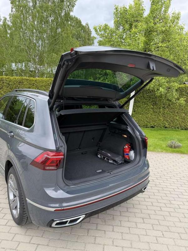 Grey Volkswagen Tiguan 2021 in Vilnius, with an engine capacity of 1.50 L and mileage of 79 thousand km for 27000 €, photo 7 on AUTOMOTO.COM.LV