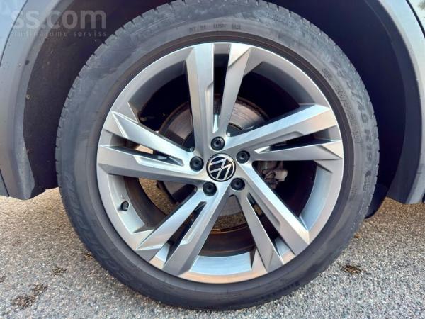 Pelēks Volkswagen Tiguan 2021 Rīga, ar dzinēja tilpumu 1.50 L un nobraukumu 73 tūkst. km par 23995 €, foto 10 vietnē AUTOMOTO.COM.LV
