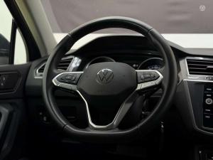 Pelēks Volkswagen Tiguan 2021 Viļņa, ar dzinēja tilpumu 1.97 L un nobraukumu 155 tūkst. km par 23500 €, foto 19 vietnē AUTOMOTO.COM.LV