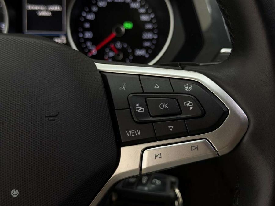Pelēks Volkswagen Tiguan 2021 Viļņa, ar dzinēja tilpumu 1.97 L un nobraukumu 155 tūkst. km par 23500 €, foto 24 vietnē AUTOMOTO.COM.LV