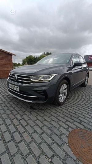Pelēks Volkswagen Tiguan 2021 Gargždai, ar dzinēja tilpumu 1.97 L un nobraukumu 140 tūkst. km par 22900 €, foto 3 vietnē AUTOMOTO.COM.LV