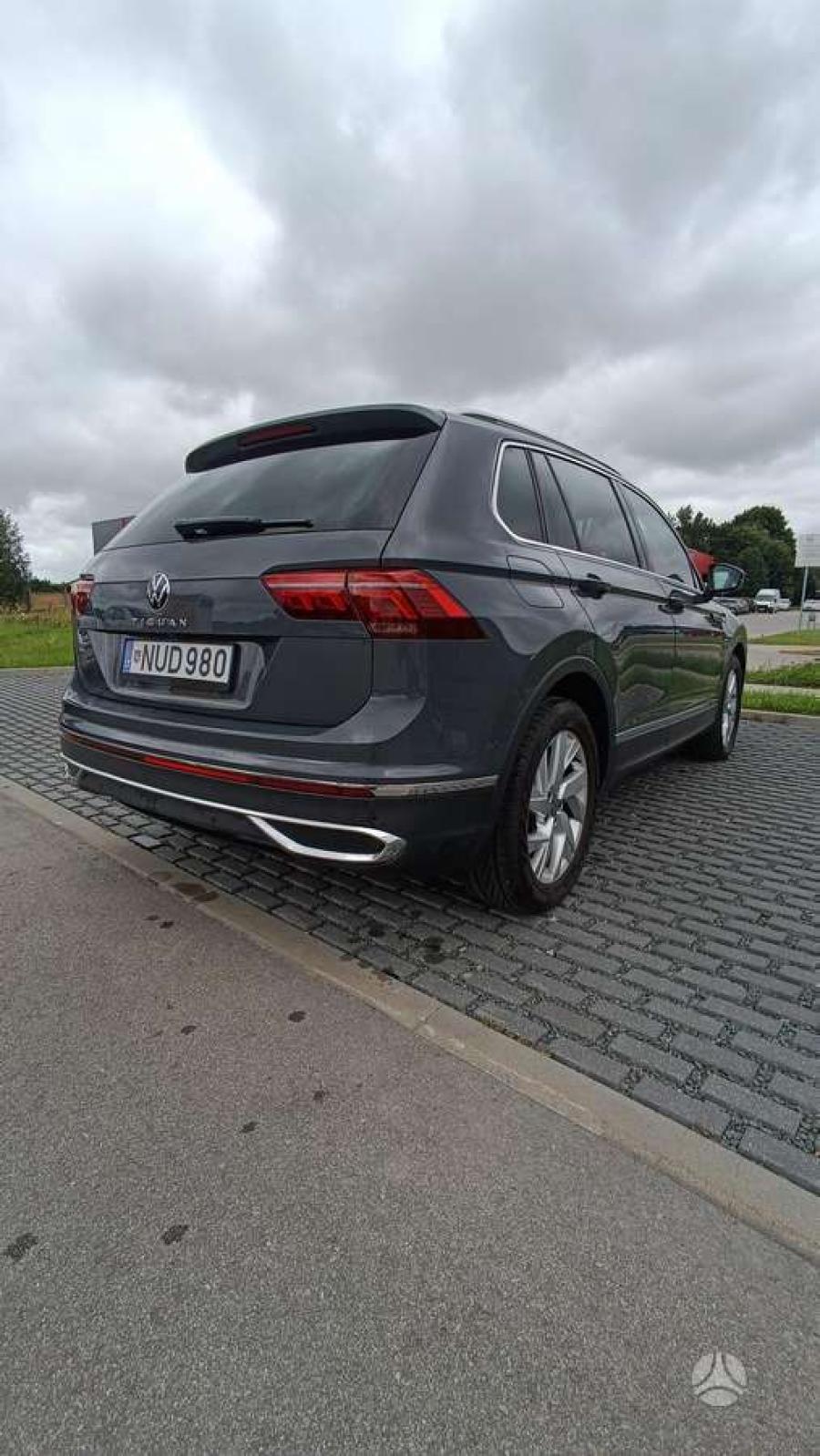 Pelēks Volkswagen Tiguan 2021 Gargždai, ar dzinēja tilpumu 1.97 L un nobraukumu 140 tūkst. km par 22900 €, foto 7 vietnē AUTOMOTO.COM.LV
