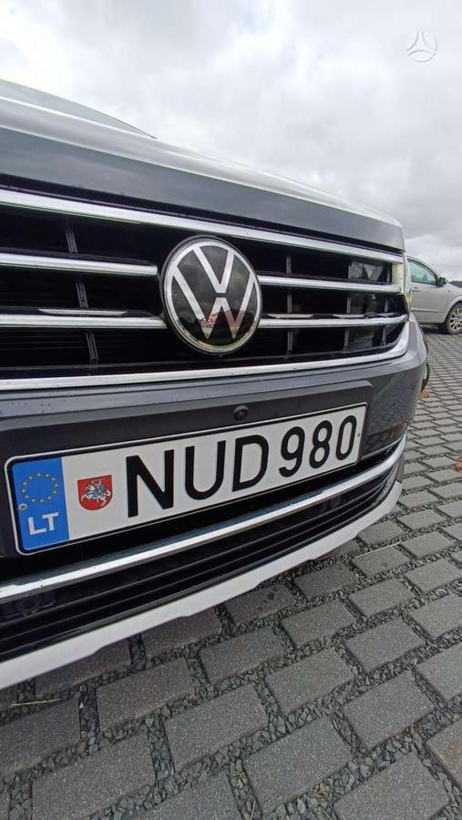 Pelēks Volkswagen Tiguan 2021 Gargždai, ar dzinēja tilpumu 1.97 L un nobraukumu 140 tūkst. km par 22900 €, foto 9 vietnē AUTOMOTO.COM.LV