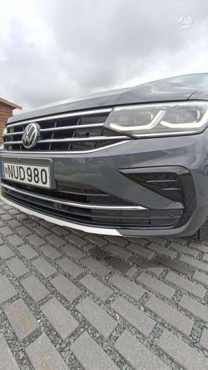 Pelēks Volkswagen Tiguan 2021 Gargždai, ar dzinēja tilpumu 1.97 L un nobraukumu 140 tūkst. km par 22900 €, foto 10 vietnē AUTOMOTO.COM.LV