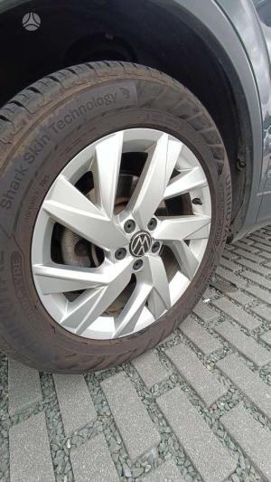 Pelēks Volkswagen Tiguan 2021 Gargždai, ar dzinēja tilpumu 1.97 L un nobraukumu 140 tūkst. km par 22900 €, foto 14 vietnē AUTOMOTO.COM.LV