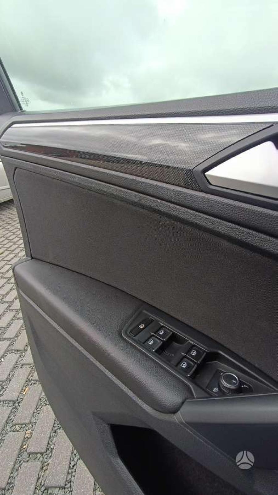 Pelēks Volkswagen Tiguan 2021 Gargždai, ar dzinēja tilpumu 1.97 L un nobraukumu 140 tūkst. km par 22900 €, foto 19 vietnē AUTOMOTO.COM.LV