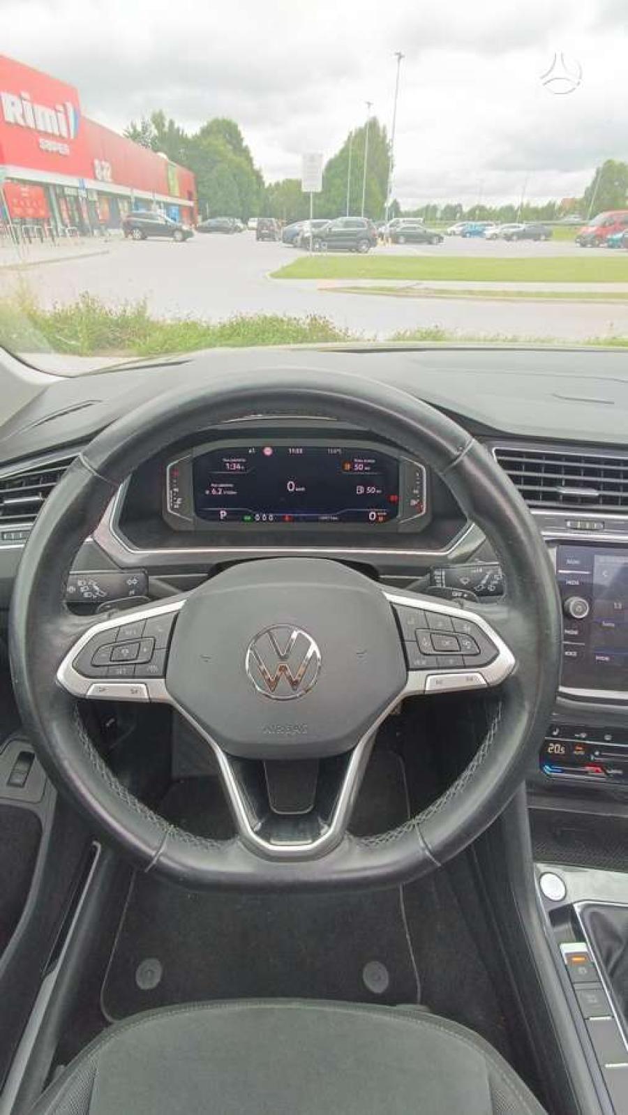 Pelēks Volkswagen Tiguan 2021 Gargždai, ar dzinēja tilpumu 1.97 L un nobraukumu 140 tūkst. km par 22900 €, foto 22 vietnē AUTOMOTO.COM.LV